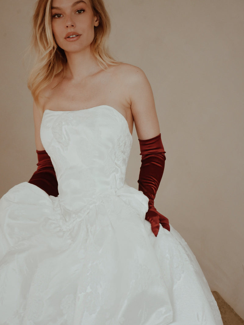 Basque Waist Wedding Dresses by Lauren Elaine | Bridal Couture